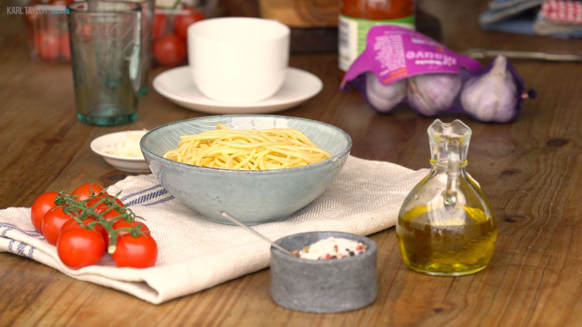 Natural light food photography: Tips for photographing food at home ...